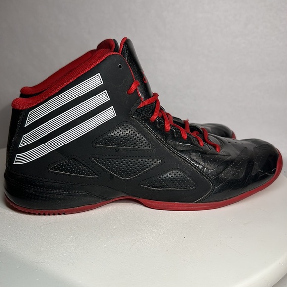 adidas | Shoes | Adidas Next Level Speed 2 Pre Owned Gently Worn Great ...